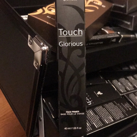 Makeup | Younique Face Primer | Poshmark